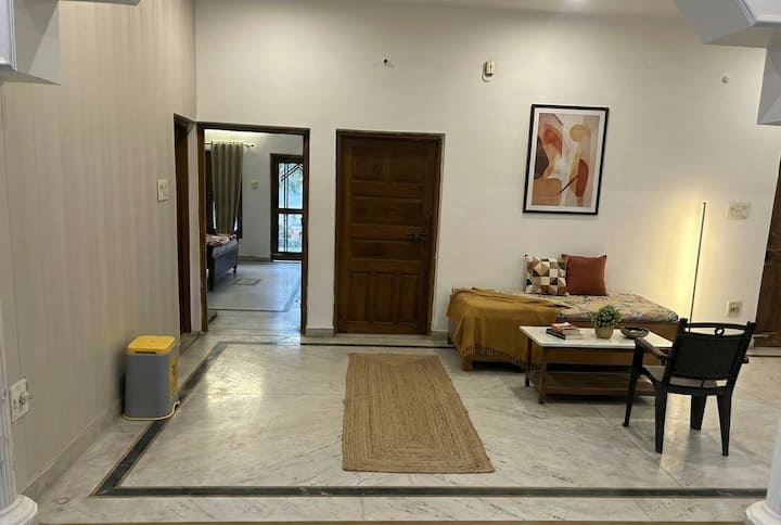 1bhk Flr |Garden |Lux |Central |Peaceful |3000sqft - Lucknow