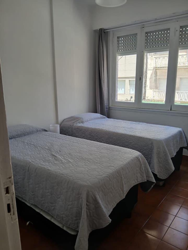 Depto. Increíble Ubicación. A Metros Del Mar. - Necochea