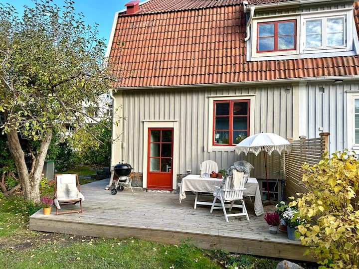 Drömmigt Sekelskifteshus Gångavstånd Till Centrum! - Mölndal