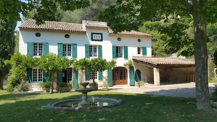 Bastide Provençale Du Xviii Avec Piscine - Aix-en-Provence