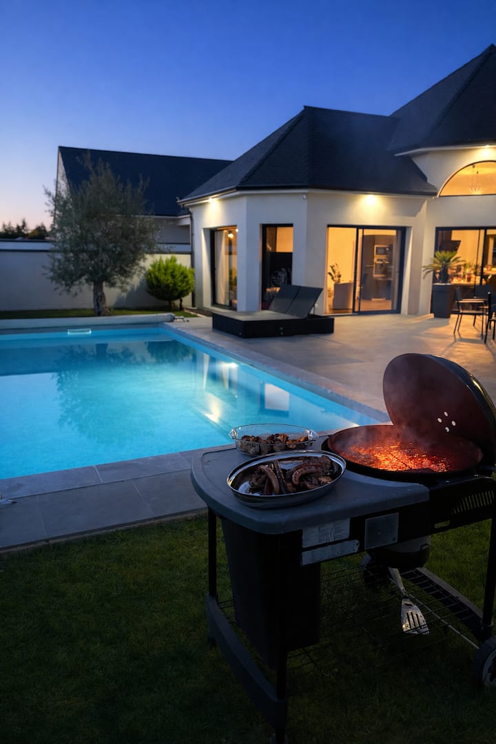 Villa Avec Piscine Et Jacuzzi Proche Du Zoo - Romorantin-Lanthenay