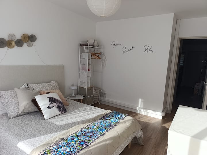 Chambre Spacieuse à 20 Minutes à Pied Du Palais - Cannes