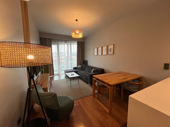 Stylish Apt. In Beyoğlu; Parking, Pool, Spa -Da142 - Istanbul