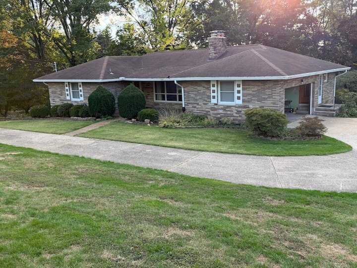 Comfortable, Spacious, And Plenty Of Recreation - Ravenna, OH