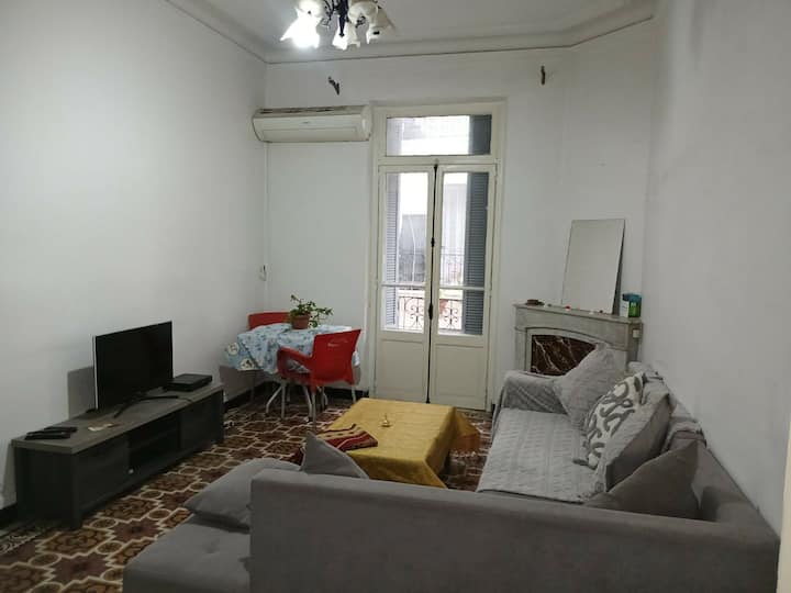 Charme Haussmannien, Au Cœur Du Centre Ville - Algiers [El Djazaïr]