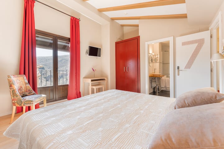 Ottium - Hotel Boutique 100% Digital (No Asistido) - Albarracín