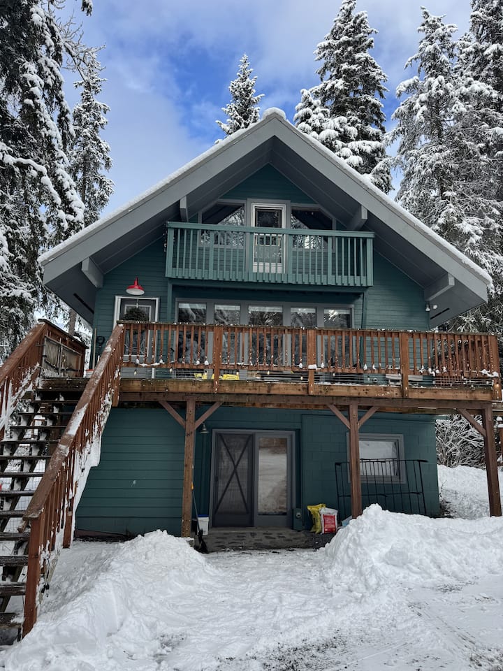 Garmisch Ski Cabin - Alyeska, AK