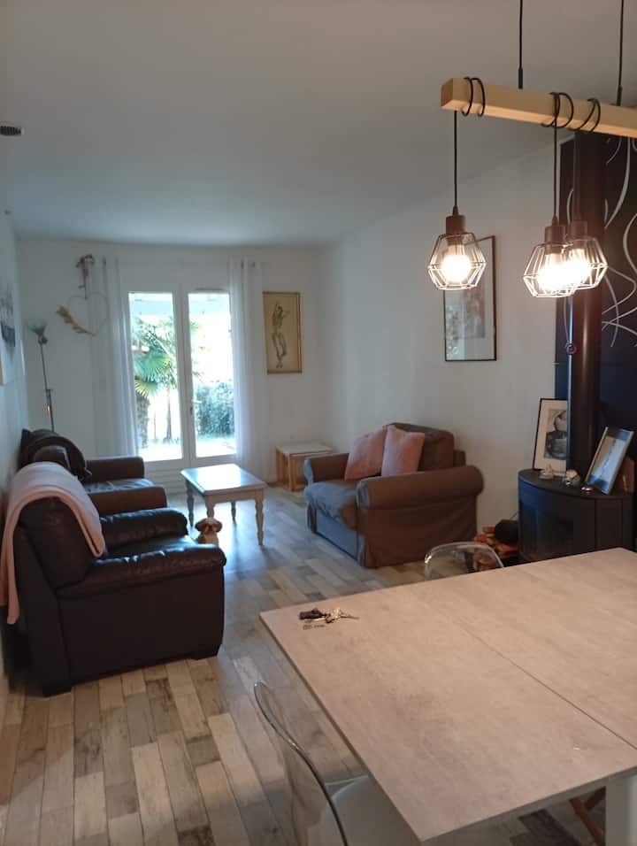 Maison Au Calme, à 10 Minutes De La Plage à Pied - Plage de Meschers-sur-Girond