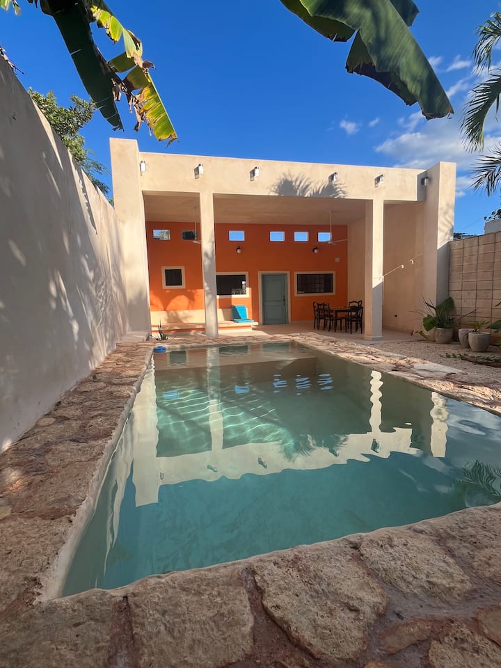 Family Home, Pool, Parking, Relaxing & Great Place - Valladolid