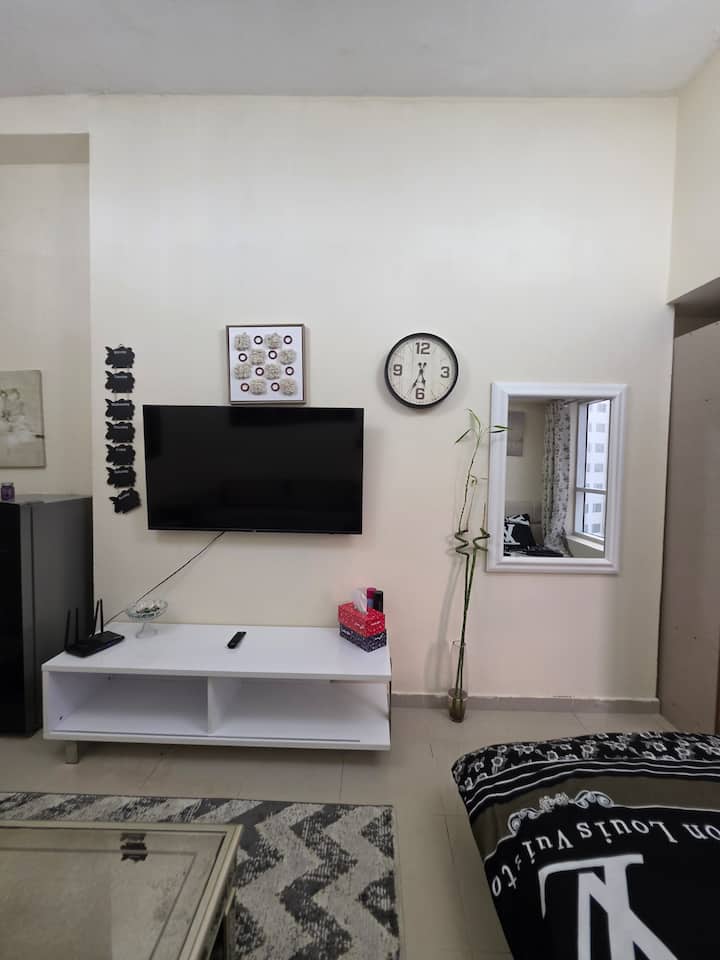 Ajman Studio Tower B1-9-001 - Sharjah