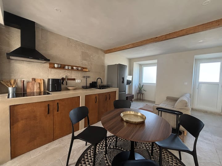 Peaceful Studio Near Lisbon & Sea - Almada