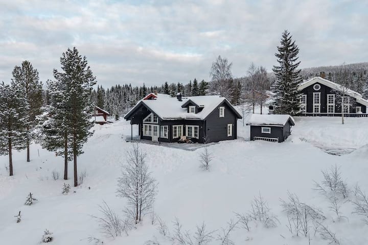 Rymligt Och Mysigt Fjällhus I Stöten! - Sweden