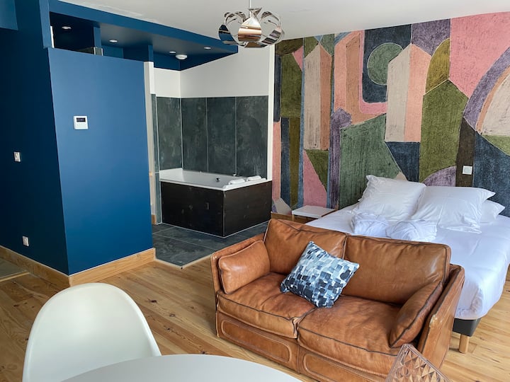 Suite Avec 2 Chambres – Balnéo Duo & Cœur De Ville - Charlieu