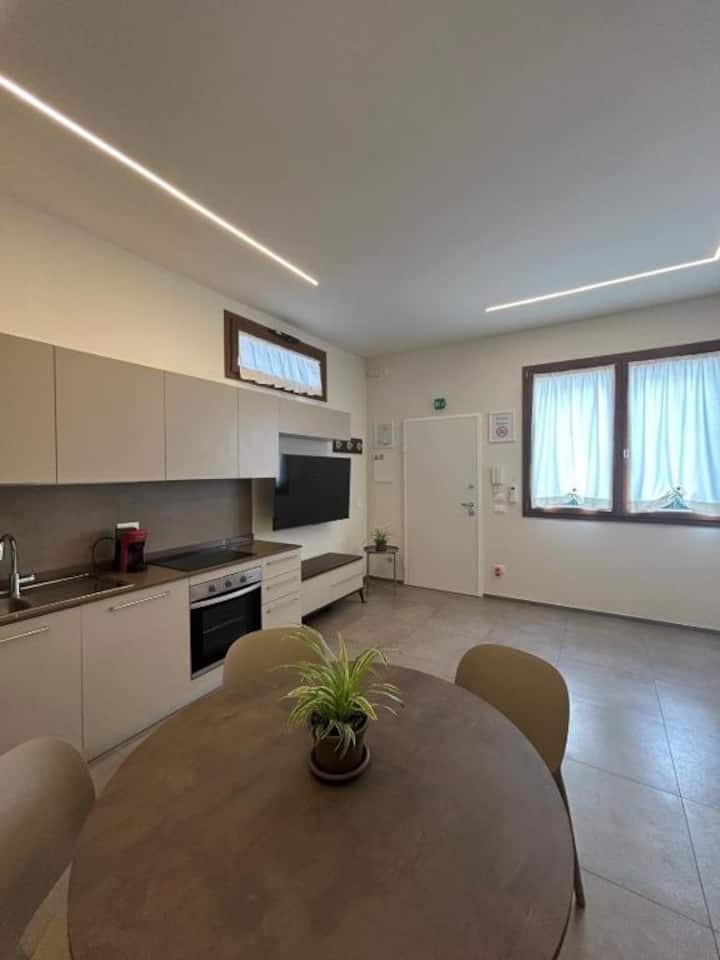 Pala34 Vicino Asmana, Gigli, Aereoporto E Firenze - Campi Bisenzio