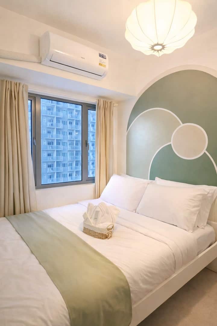 Cozy Scandi 1br | Mrt + Malls | 5-star Rated - Makati
