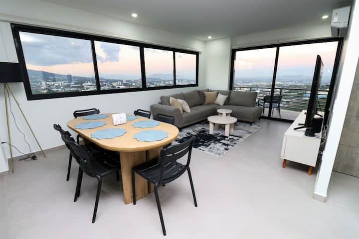 Modern Apartment W/panoramic Views In San Salvador - El Salvador