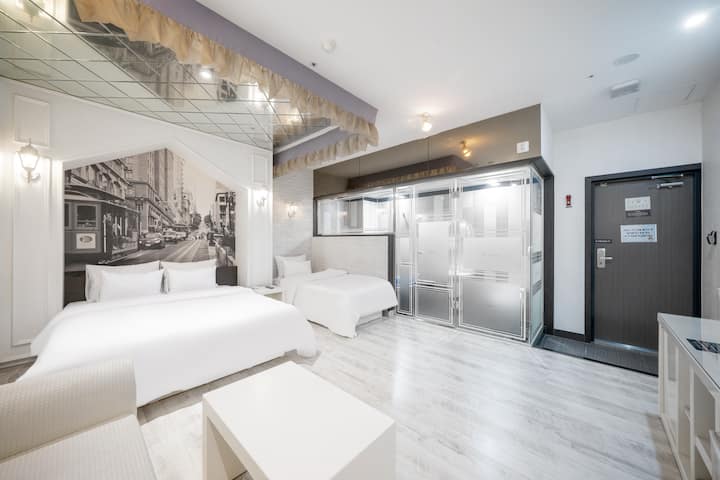 패밀리룸 (호텔 아름다움) - 오동동