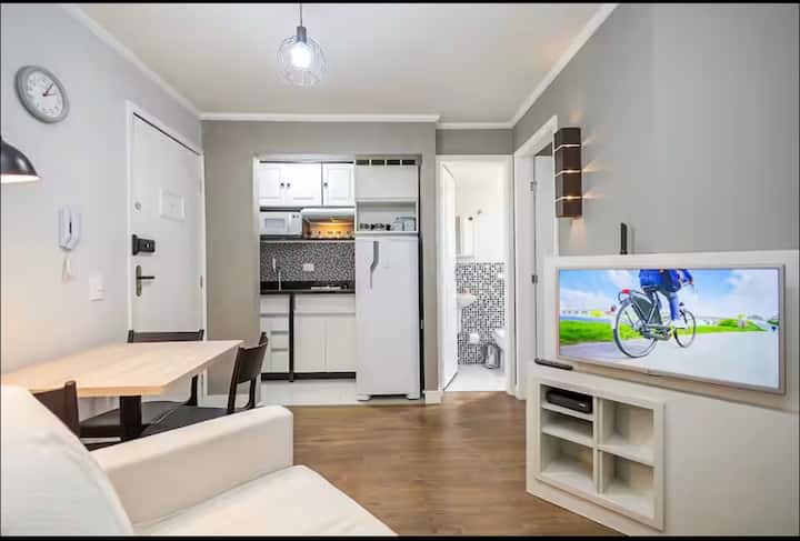 Centro | Apto Inteiro Anúncio Novo C/ 40%off - Curitiba