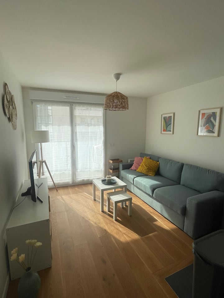 T2 Neuf 50m² · Parking · 10min La Défense - Suresnes