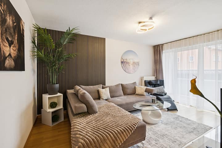 2,5 Zkb Whg. Premium, 150 M Zur Uni Homburg - Homburg