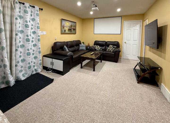 Clean&cousy+private+ Fireplace+kitchen+forestview - London