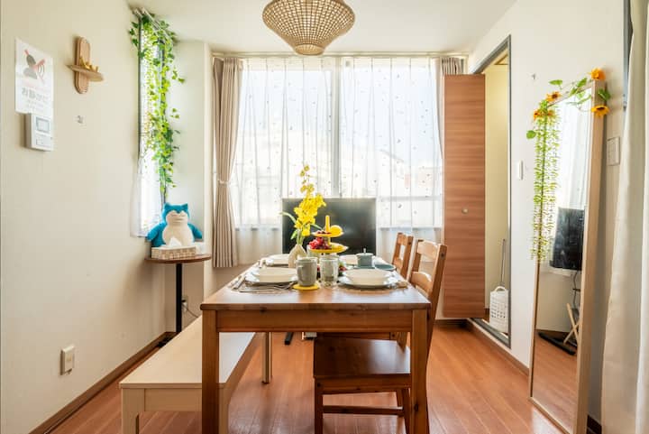 駅徒歩5分｜大阪中心地すぐ｜洋風デザイン空間｜落ち着きある部屋でゆったり長期滞在にも最適な大人向け宿 - Japan