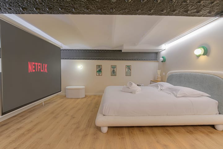 Spa Privatif & Nuit Cinéma - Le Loft Des Lumières - Caluire-et-Cuire
