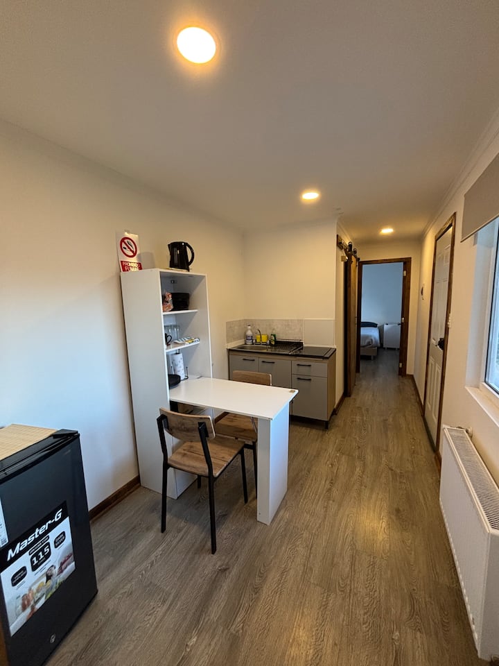 Cabaña Doble, Cálida Con Excelente Ubicación. - Punta Arenas