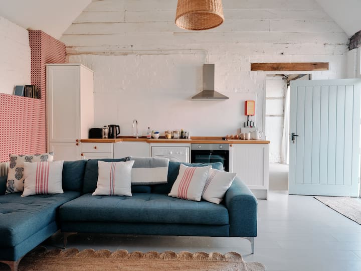 The Barn At Manor Farm - Wiltshire