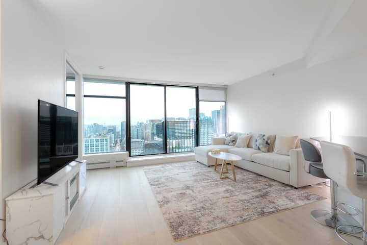 Luxury High Rise At Gastown (Near Bc Place) - Vancouver
