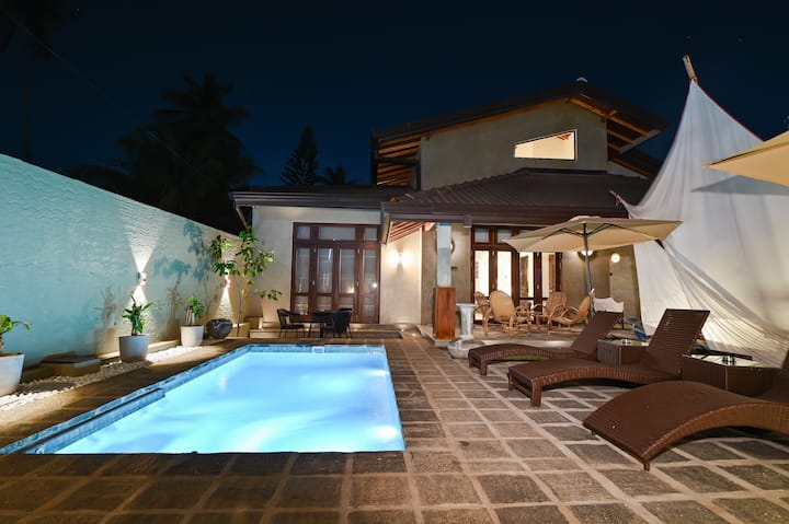 Vil-la Catamarano - 5br Luxury Villa With Pool - Sri Lanka