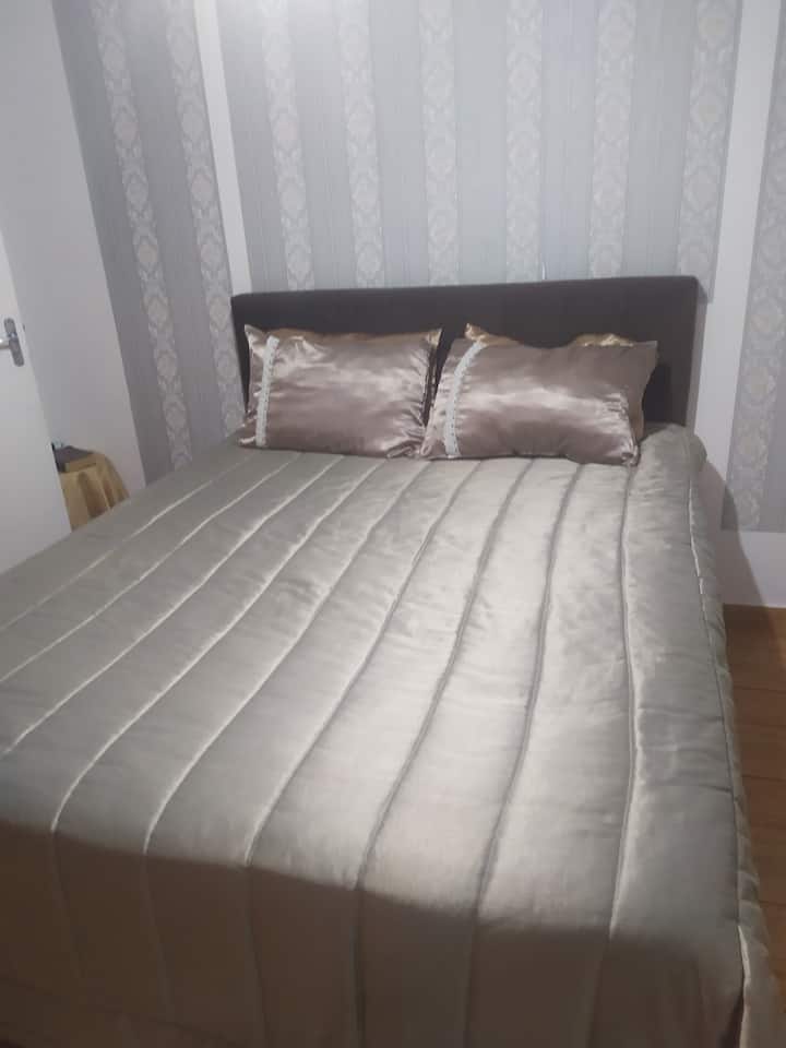 Ap T 1 Suíte 1quarto 1 Banheiro Cozinha Sala Tv - Diamantina