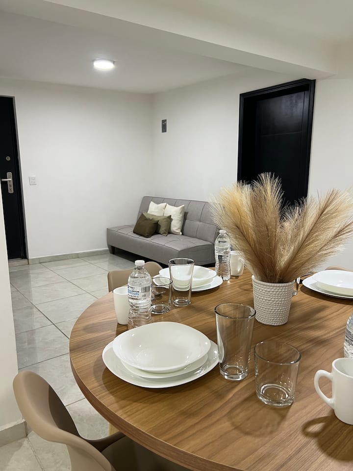 Cómodo Departamento Para Grupos Grandes O Chicos - Durango