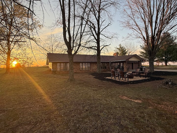 Bradford Manor - Ozark, MO