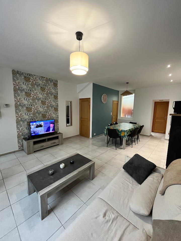 Logement De Qualité "Gîte Gloria" De75m2 +Vérandas - Saint-Quentin