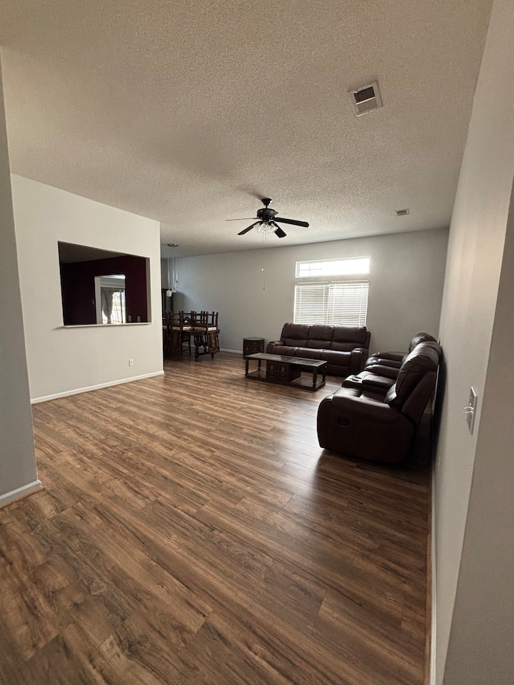 Small House Off Of Corley Mill Road - Lexington, SC