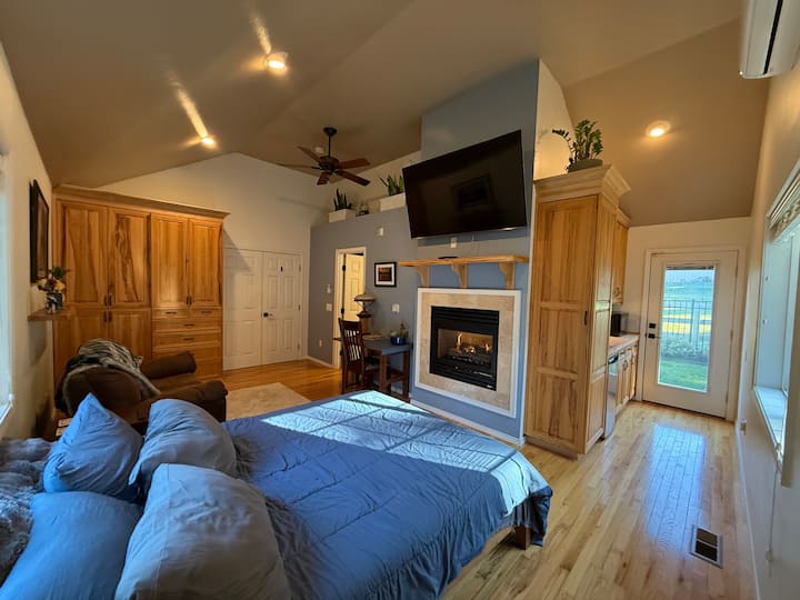 Studio Apt In Picturesque Salem Neighborhood - Salem, OR