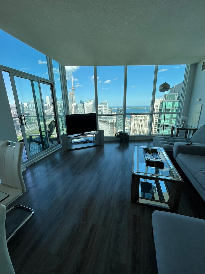 Toronto Skyline Penthouse 2king Beds - Toronto, ON