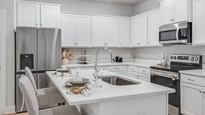 Brand-new, Spacious 3 Bed 2 Bath House In Madison - ハンツビル, AL