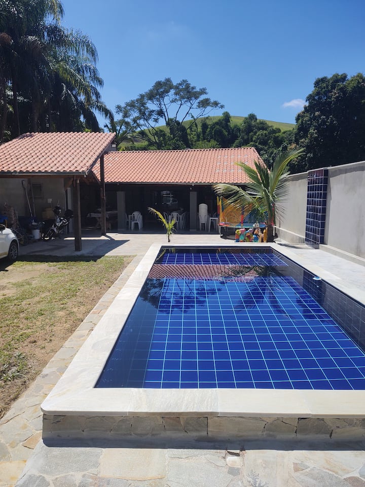 Carnaval: Casa Com Piscina E Garagem P/8 Carros - Cruzeiro