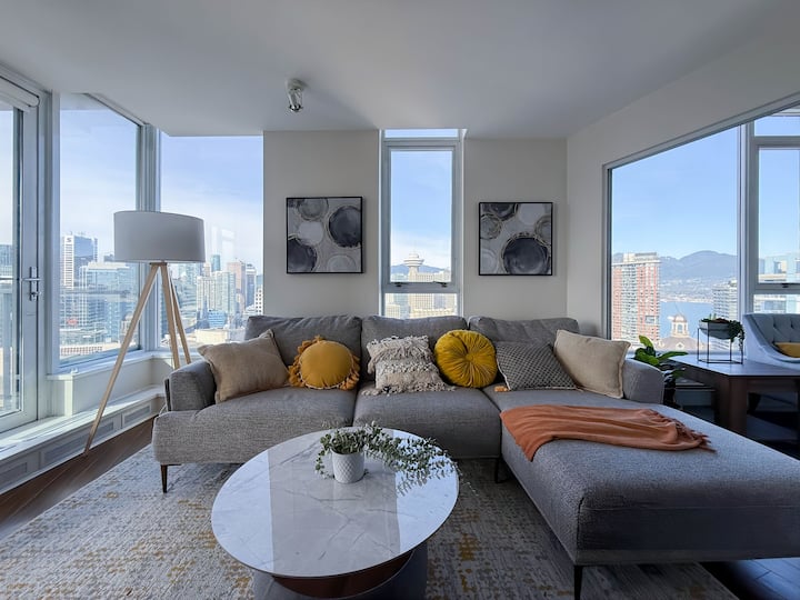 Sky-high 2br/2ba With Breathtaking Views - Vancouver