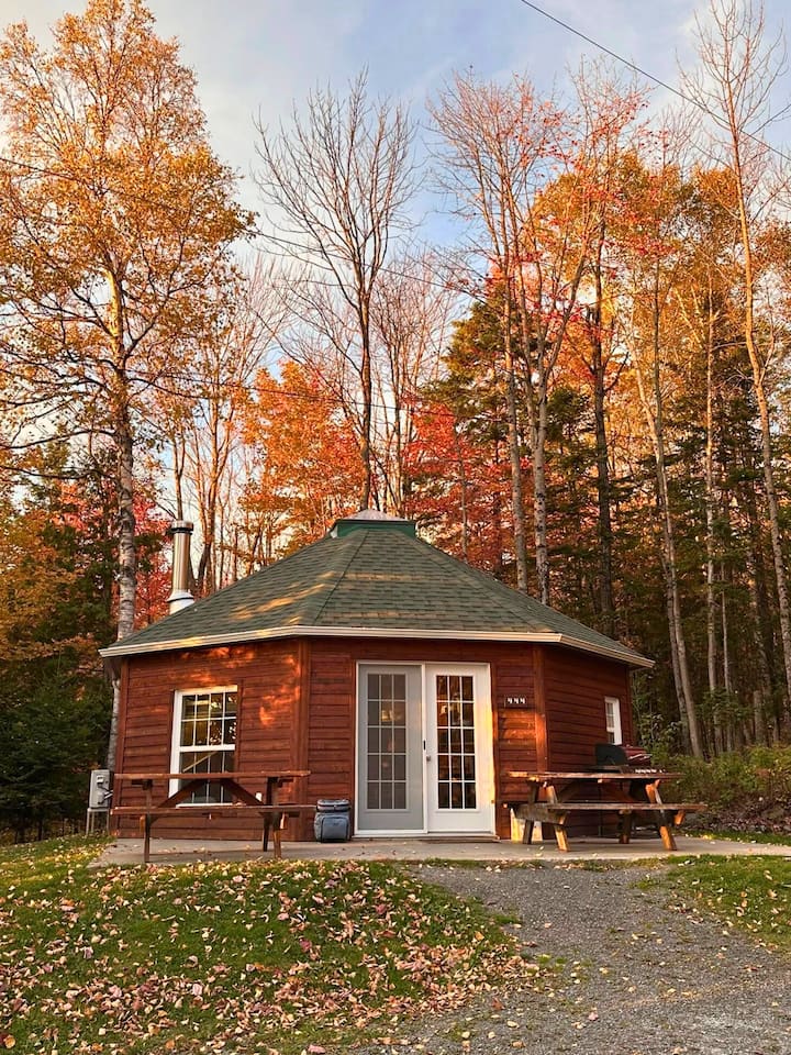 Yourte En Bois Deluxe - Lac-Mégantic