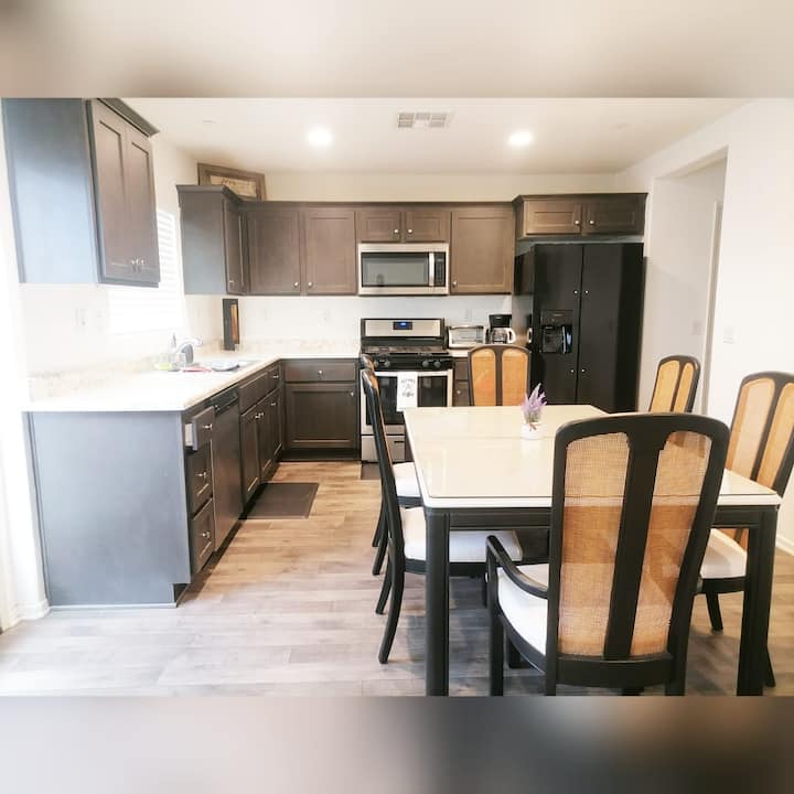 Modern House 10 Mtos From The Festival - Coachella, CA