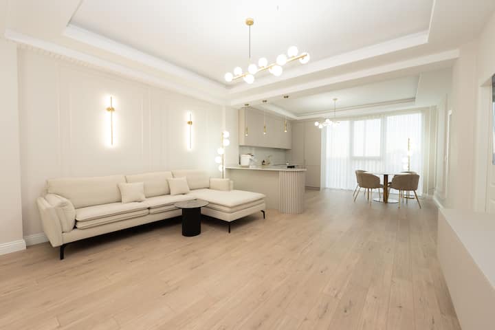 Apartament Cu 2 Dormitoare , îN Regim Hotelier - Rădăuți