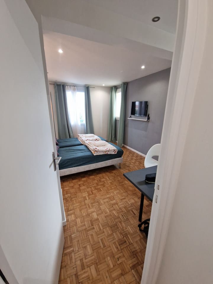 Studio Dans Appartement à 10mn De Paris - Châtillon