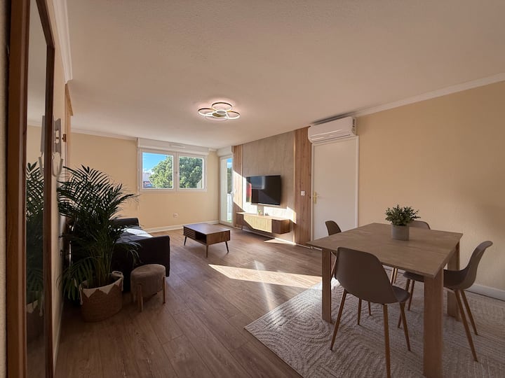 Appartement Chic Et Chaleureux + Piscine/parking - Perpignan