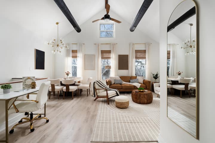 Wickerpark 3br| 5beds|2 Parking| Damen L 4min Walk - Chicago, IL