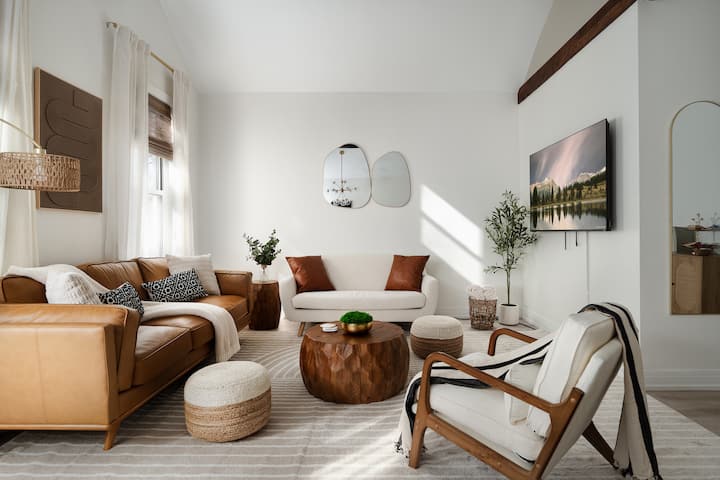 Wickerpark 3br| 5beds|2 Parking| Damen L 4min Walk - Chicago, IL
