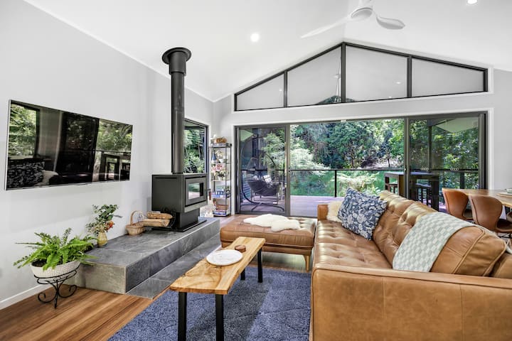 Under The Pecans | 2br W/ Peaceful Scenic Views - Sunshine Coast