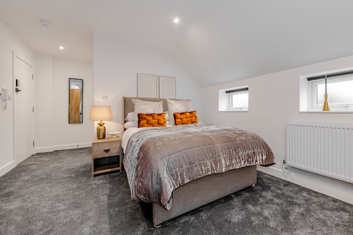 Central Studio With Parking Monthly Stays Unit 2 - Maidstone